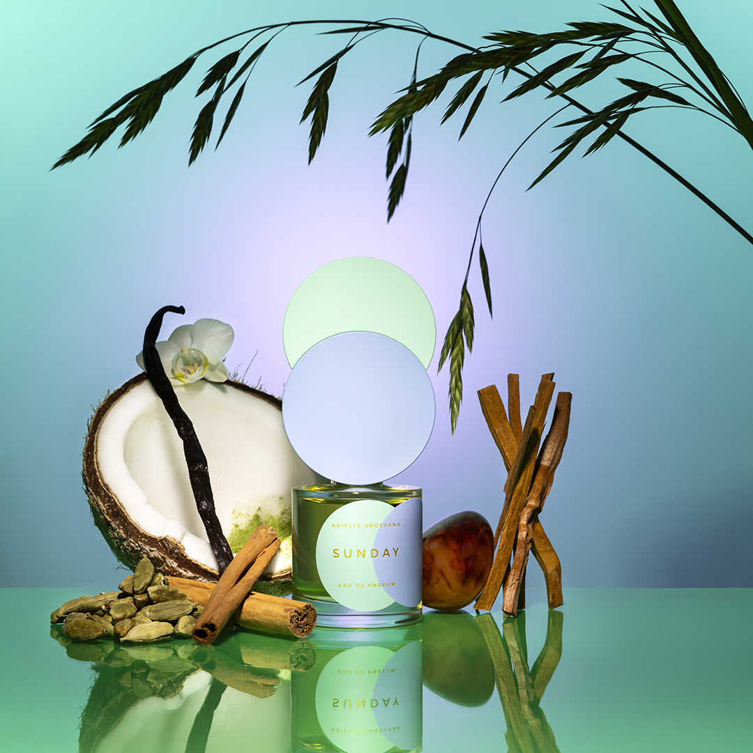 MANGONIFICENT – Arielle Shoshana